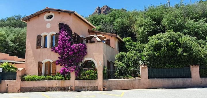 Maison Vue Mer, 5 Minutes à Pied Des Calanques - Cap Estérel