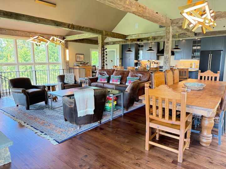 R Farms Guest House - Hamilton, NY