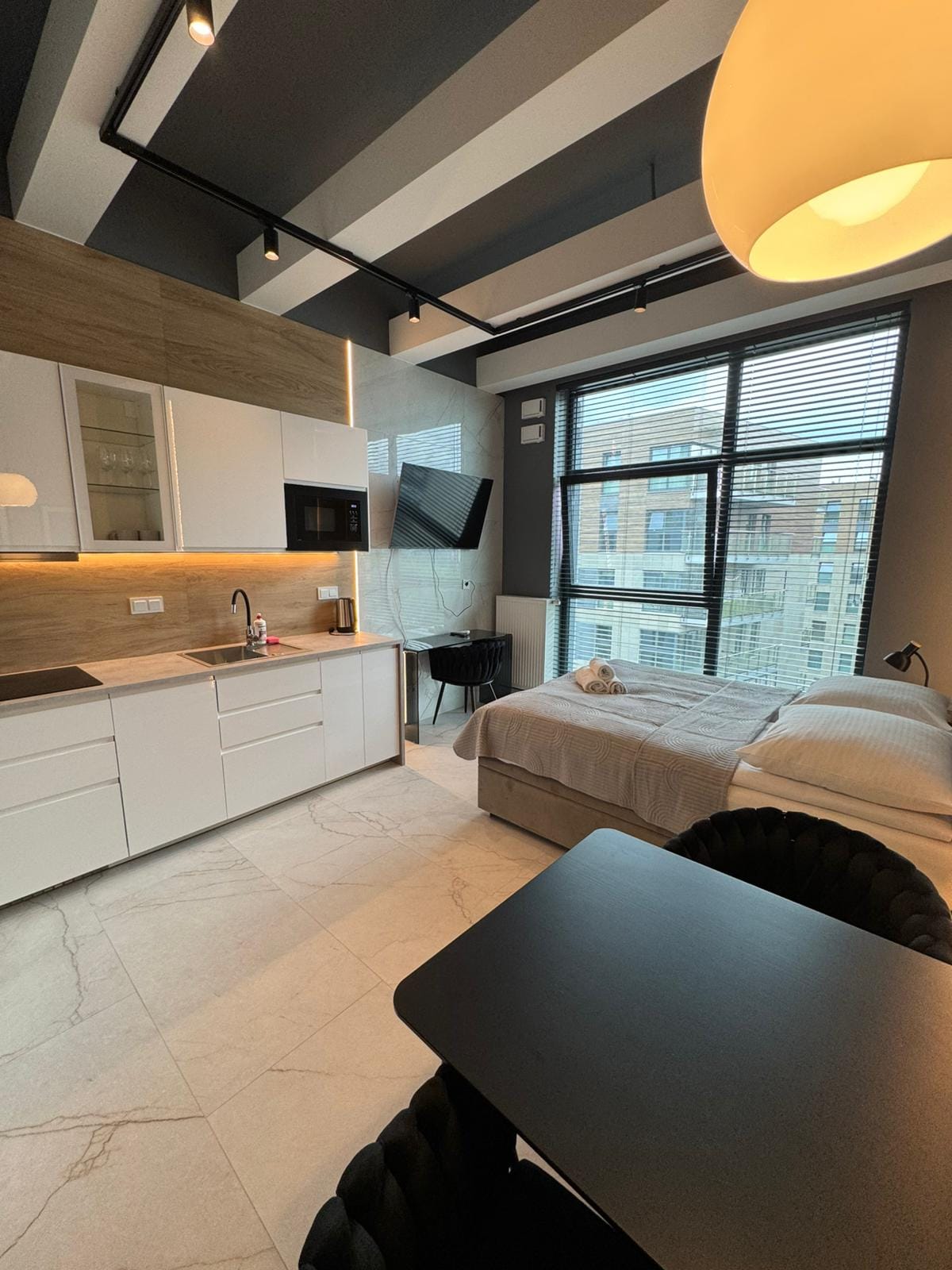 EASY RENT - Centro de negocios 82 - Departamentos en renta en Lublin ...
