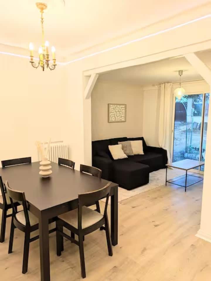 Maison Avec Jardin Ombragé - Poissy
