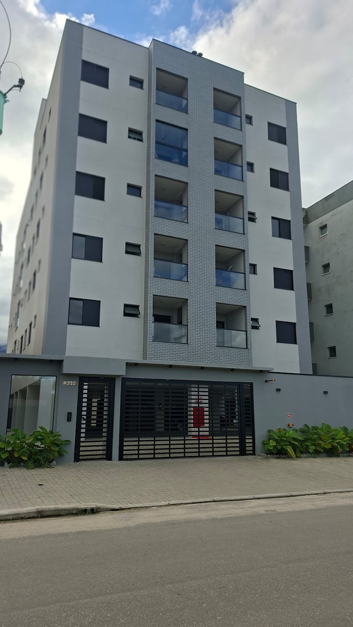 Apartamento Kaizen Duart, 500m Praia - Brazil