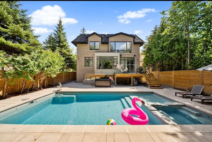 Luxury 7br Mansion, | Pool, Hot Tub & Elevator - Toronto
