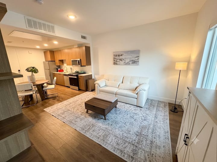 Luxury B Studio In Pasadena Near Old Town Caltech - Pasadena, CA