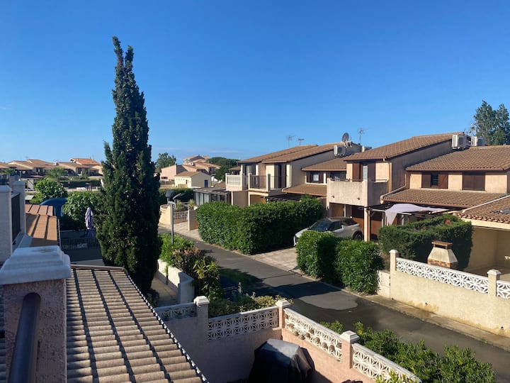 Maison Mitoyenne Dans Une Résidence De Vacances - Portiragnes