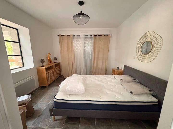 Maison Avec Piscine Intérieure Et Sauna Libre - Oise