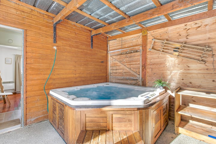 Chalet Entier Avec Spa 6 Personnes - Seyne