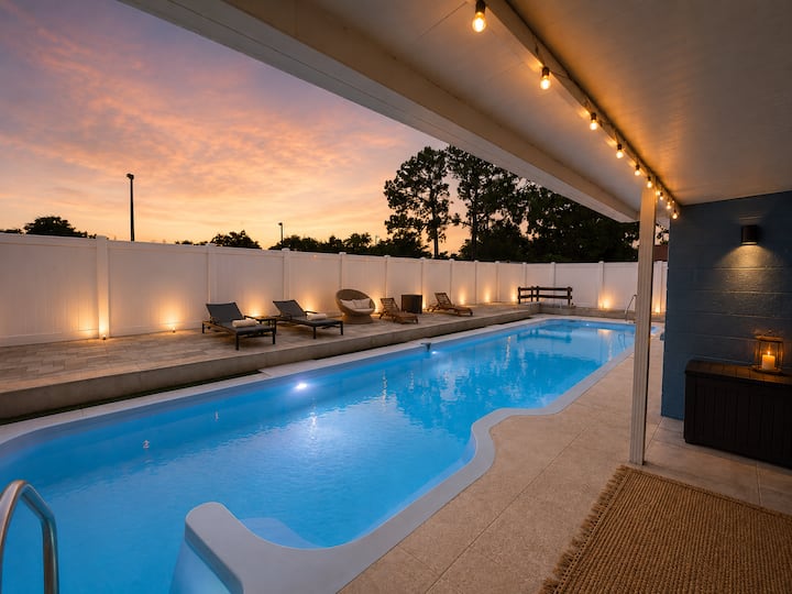 Relax Pool House Npr - New Port Richey, FL