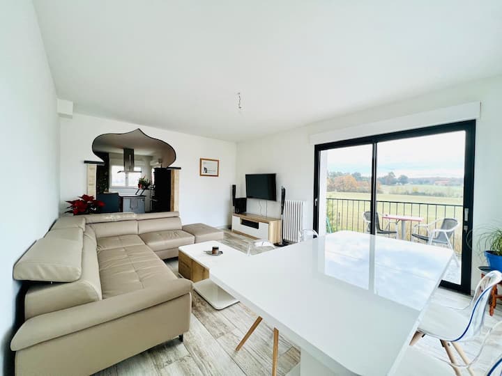 Maison Pour Travailleur • Bureau • Parking Privé - Saint-Alban, France