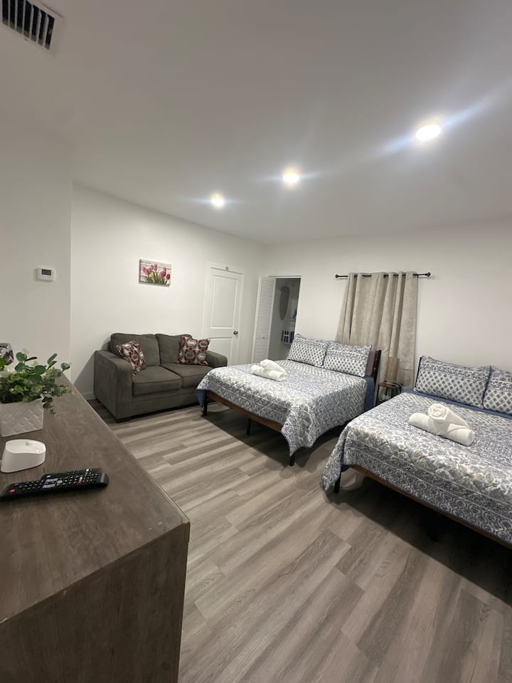 Miami Apt Free Parking Near Brickell & Port - Miami