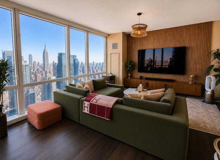 Designer Corner Sanctuary | River & Skyline Views - New York