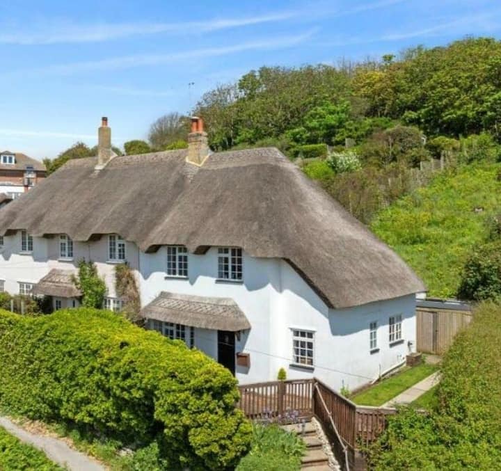 Seagrove - Lulworth Cove
