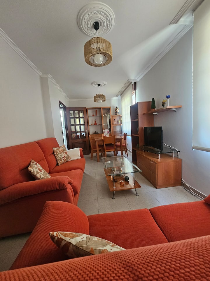 Casa Vacacional En Coiro Cerca De Playas Y Cangas - Galicia