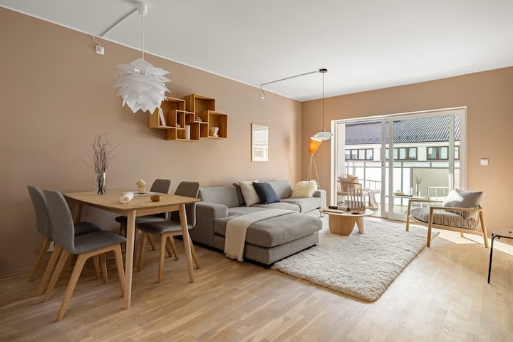 Moderne 70kvm Leilighet (To Soverom), Nær Bybanen - Bergen