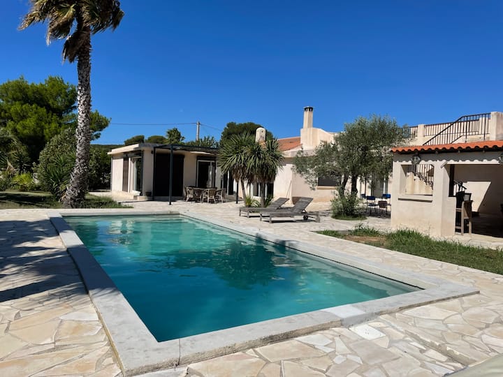 Villa Avec Piscine à 300m Des Plages De Ste-croix - Martigues