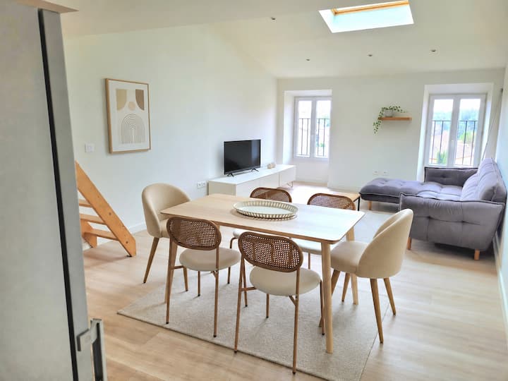 Charmant Appartement Au Coeur Du Village - Vence