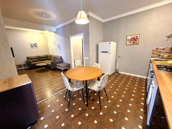 Caspian Breeze Family Apartment Near Boulevard - Baku