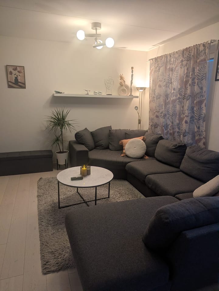 Mysig Och Fräsch Lägenhet I Stockholmsområde - Sundbyberg