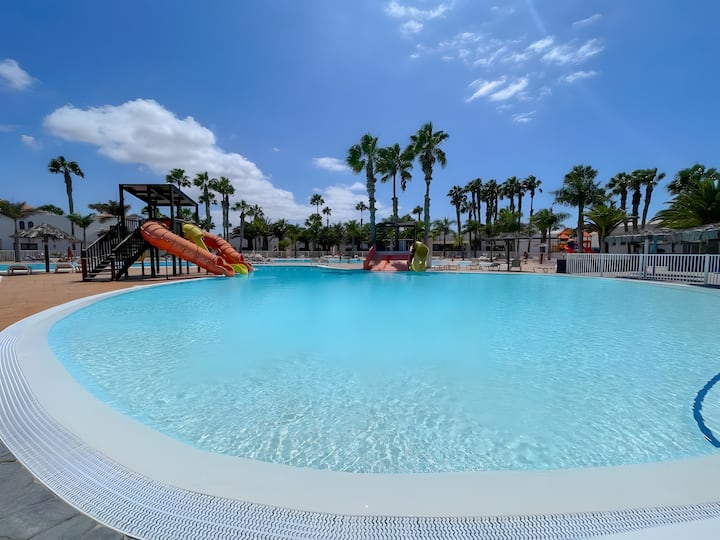 Oasis Dunas Eguzkilore Sun Pool By - Corralejo