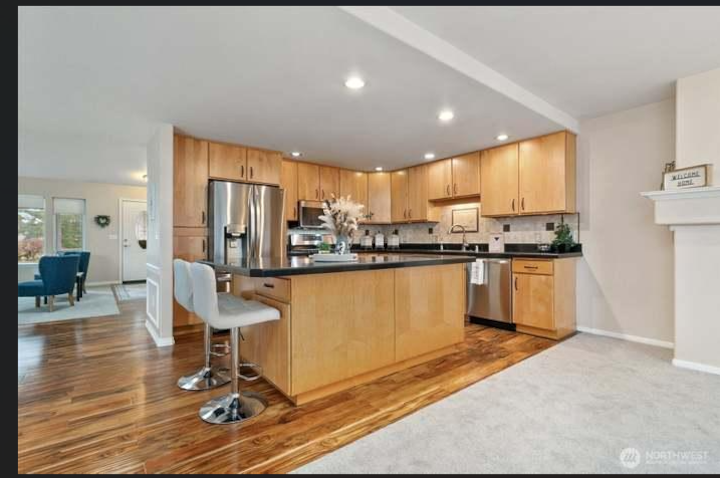 Bright Spacious Cozy Home For Rest And Relaxation - Kent, WA