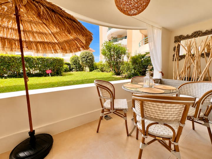 Port Fréjus Prestige Plage Piscine Et Spa - Fréjus