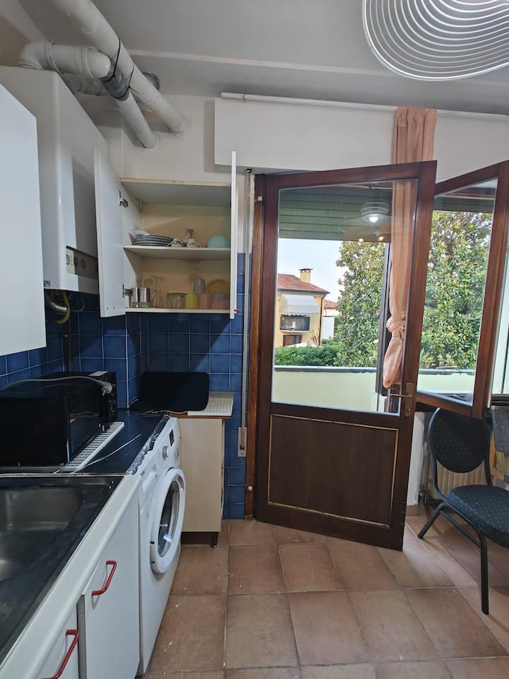 Shaivya Tourist Rental: Treviso Station 5 Min Walk - Treviso