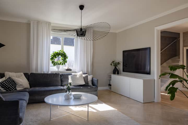 Mysig Villa Nära Stad & Strand! - Halmstad