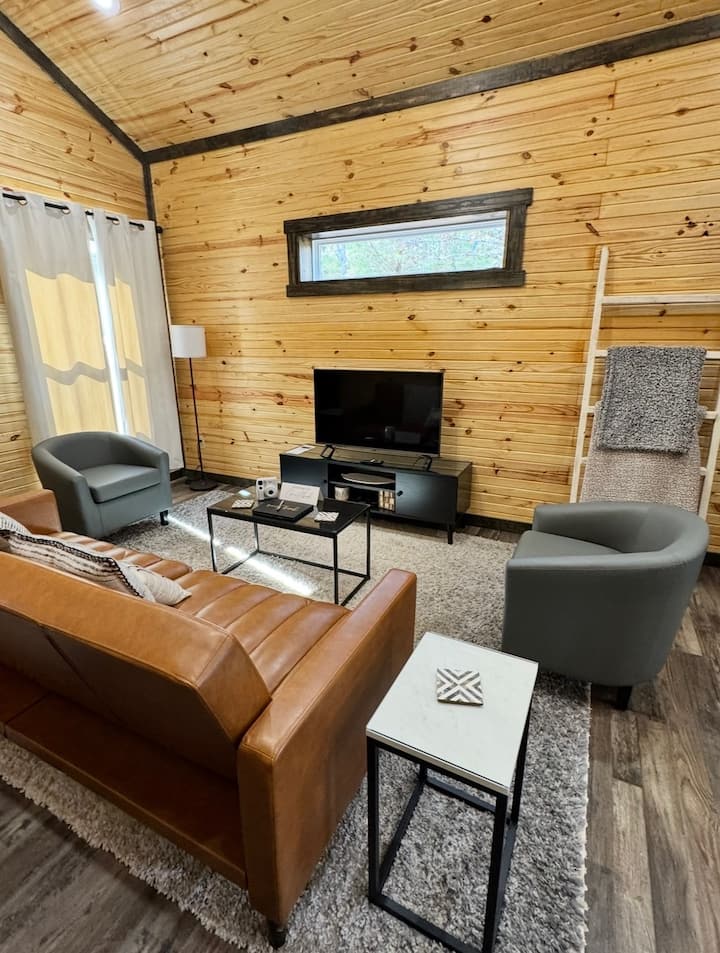 Cook’s Cabin And Camping - Clarksville, AR