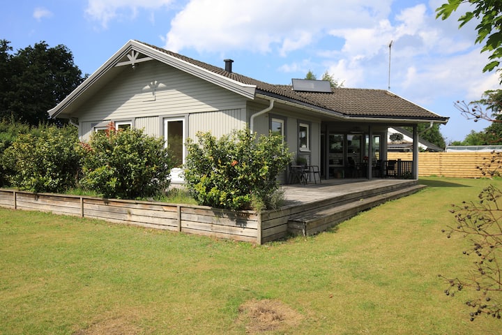 Stylish, Well-equipped Cottage- Quiet Surroundings - Gilleleje