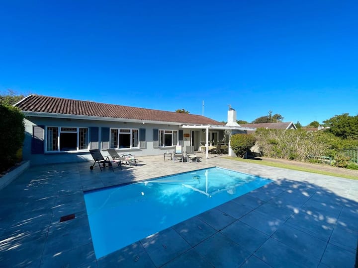 Beach House In Plettenberg Bay - Plettenberg Bay