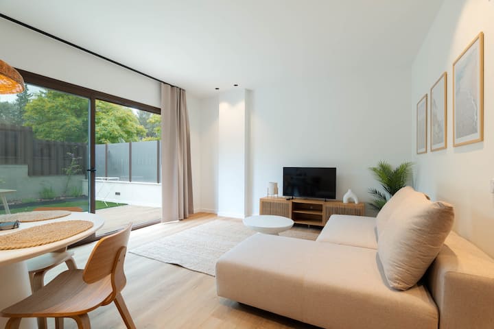 Can Milà / Signature Apt. Terrace & Dbl Bed (017) - Sant Sadurní d'Anoia