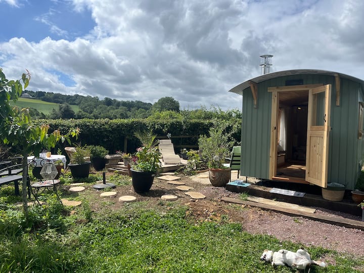 Shepherd Hut - Gloucester, UK