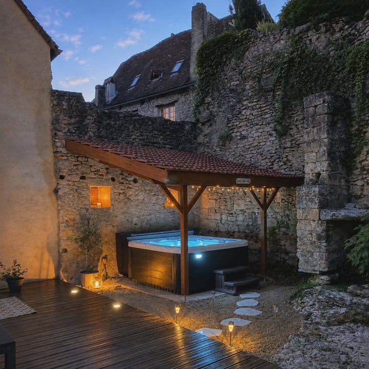 Maison Cosy,  Jacuzzi Privatif Au Coeur Du Bugue. - Le Bugue