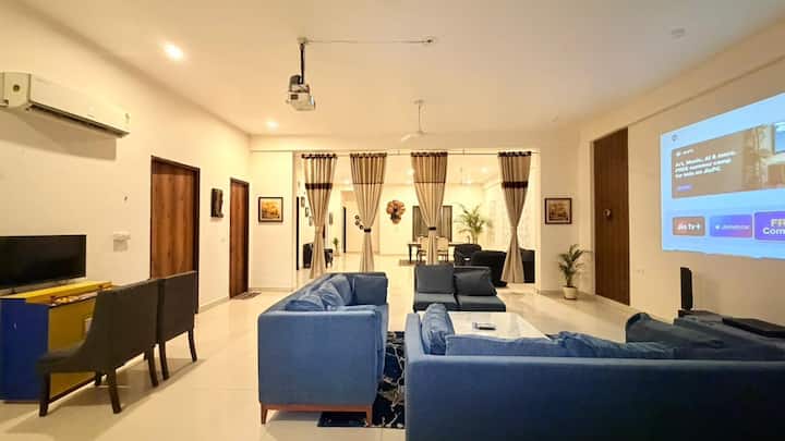 The Heaven Stay - Noida