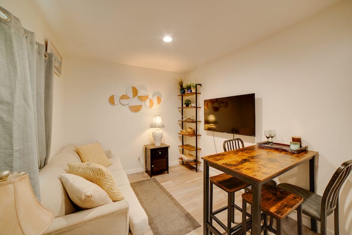 Bring Your Pets! Convenient Home In Riverside - Riverside, CA