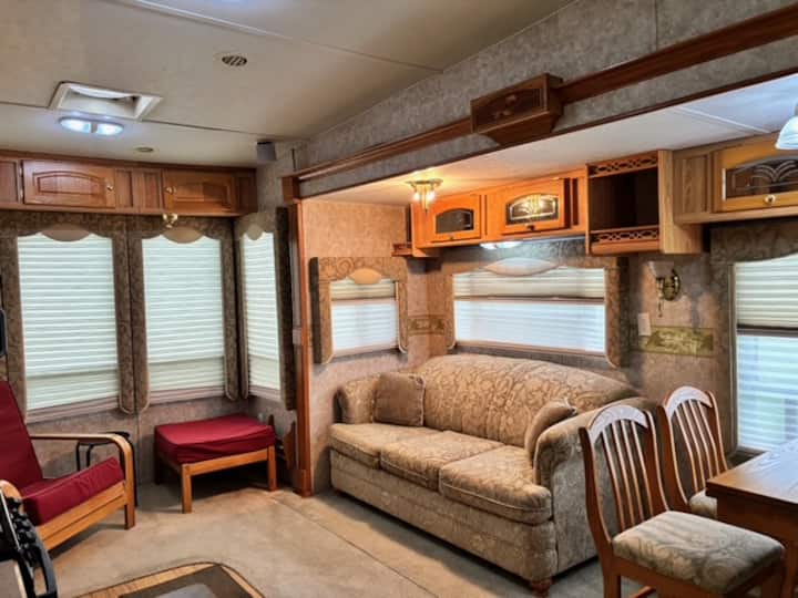 Cozy Riverview Rv Stay B/w Cape Vincent & Clayton - Clayton, NY