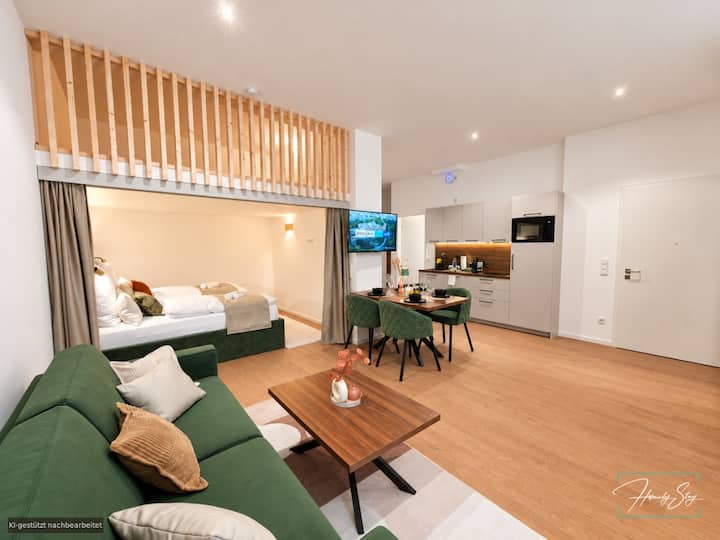 Munich Terrace Retreat | Bright Studio For Four - Munich