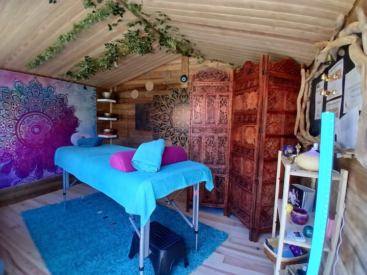 Cabane En Forêt 
Bain, Sauna Et Massages - Les Estables