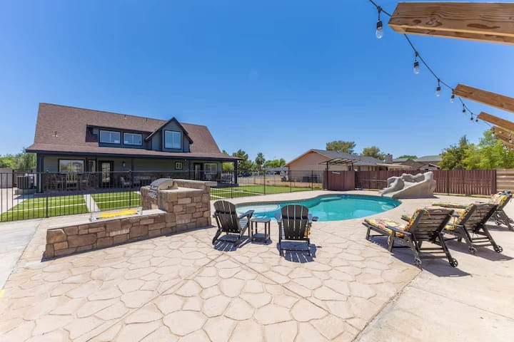 Themed Luxury Retreat | Pool, Bbq & Arcade - Mesa, AZ