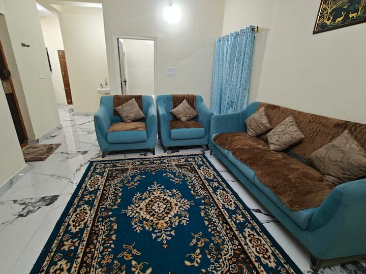 Kalpavrukksha-u3 Luxury Apt|kitchen|smart Tv|wi-fi - Chikmagalur