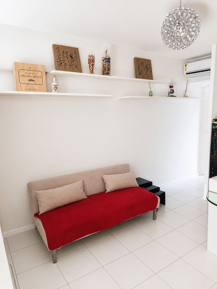 Flat Completo No Rio Vermelho C/ Garagem E Wi-fi - Salvador