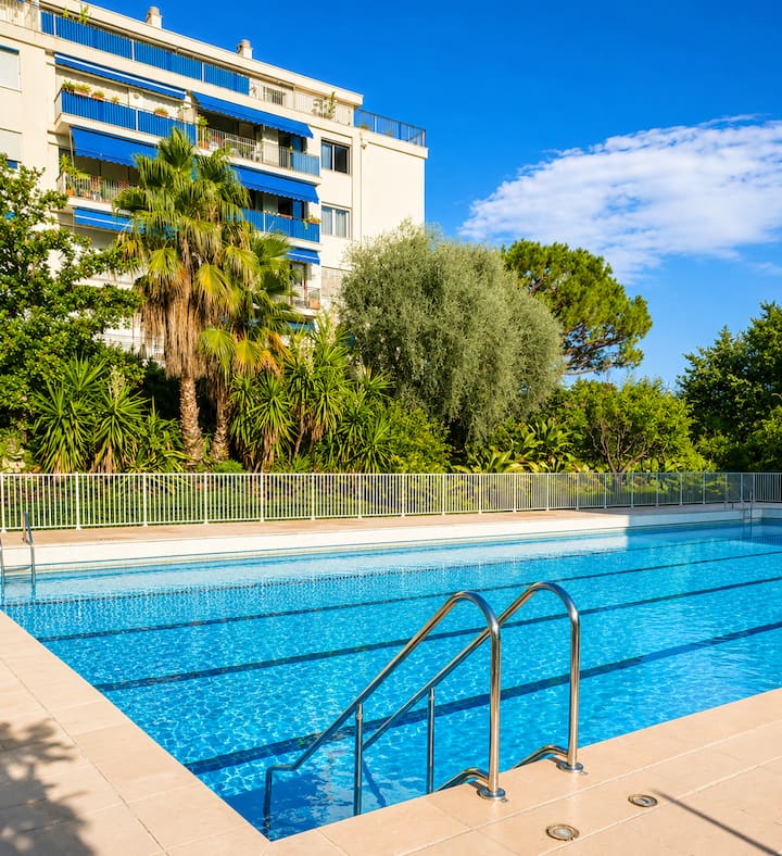 Appartement Familial Avec Vue Mer Et Piscines - Nice