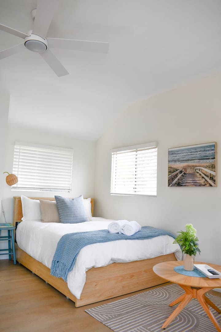 Casa Amor - Santa Monica, CA