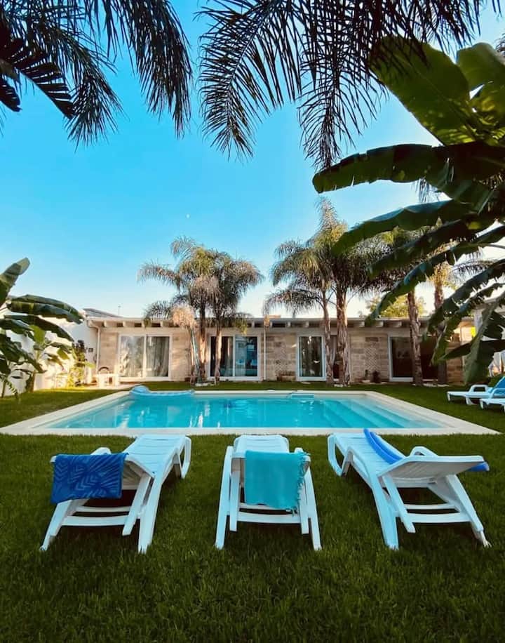 Maison Menhir - Villa Con Piscina Privata - Galatina