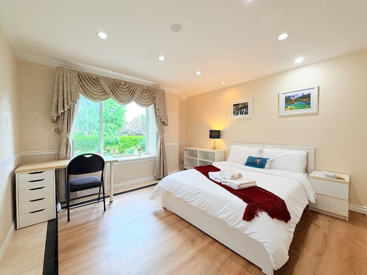 Cozy 2br Suite With Private Bath In Shared Home - Vancouver