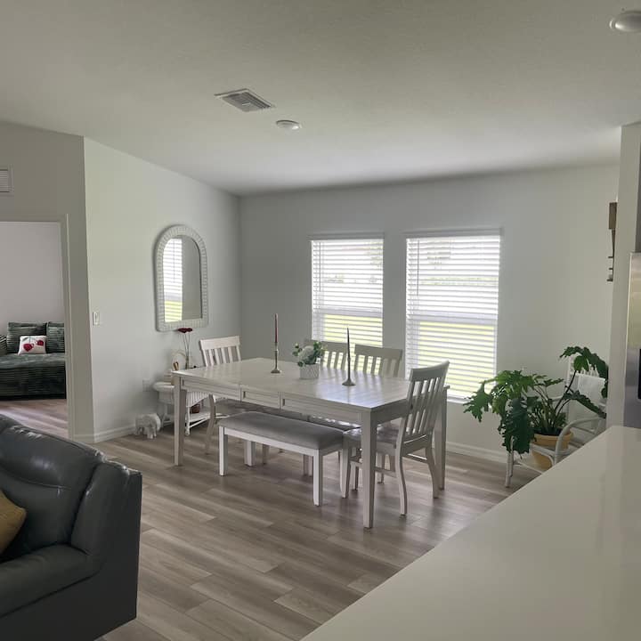 New Family Home | 30 Min To Disney & Legoland - Haines City, FL