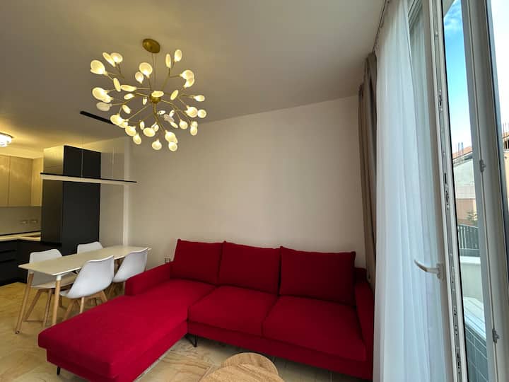 Two-bedroom Deluxe Apartment - Shëngjin