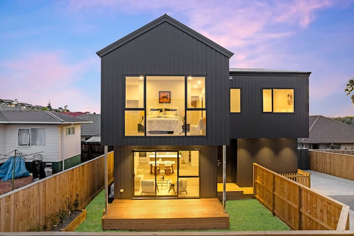 5-bedroom Home In Highland Park | Sleeps 10 - Maraetai
