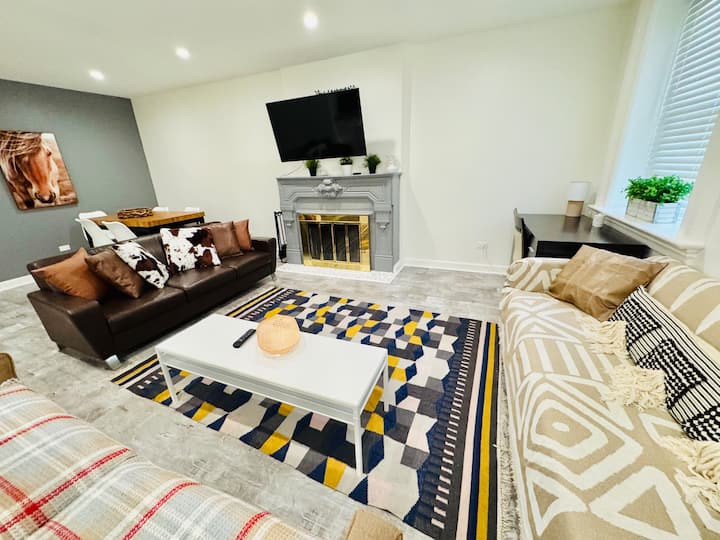 Modern 2br In Lincoln Park | Walk Everywhere! - Chicago, IL