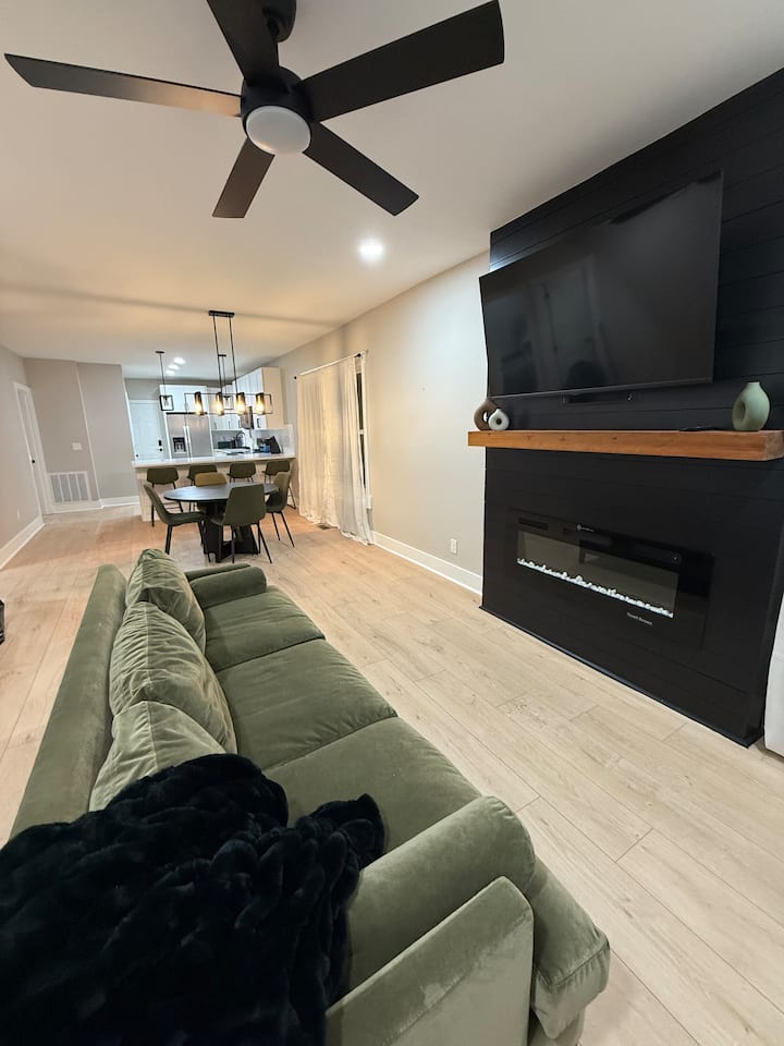Newly Renovated 3-bed Home In Historic Hoskins - Northlake - Charlotte