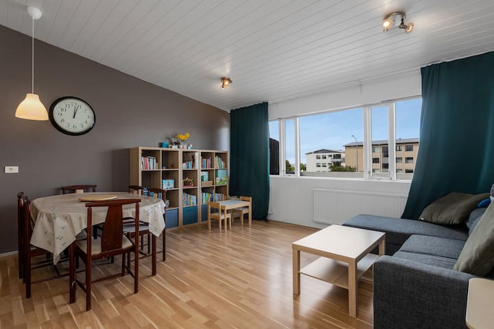 Reykjavík 2br Apartment  Balcony  Free Parking - Reykjavík